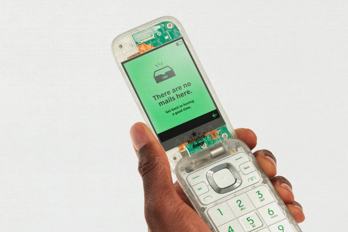 Heineken və Nokia yeni Boring Phone adlı telefon hazırlayıb! | Tedroid